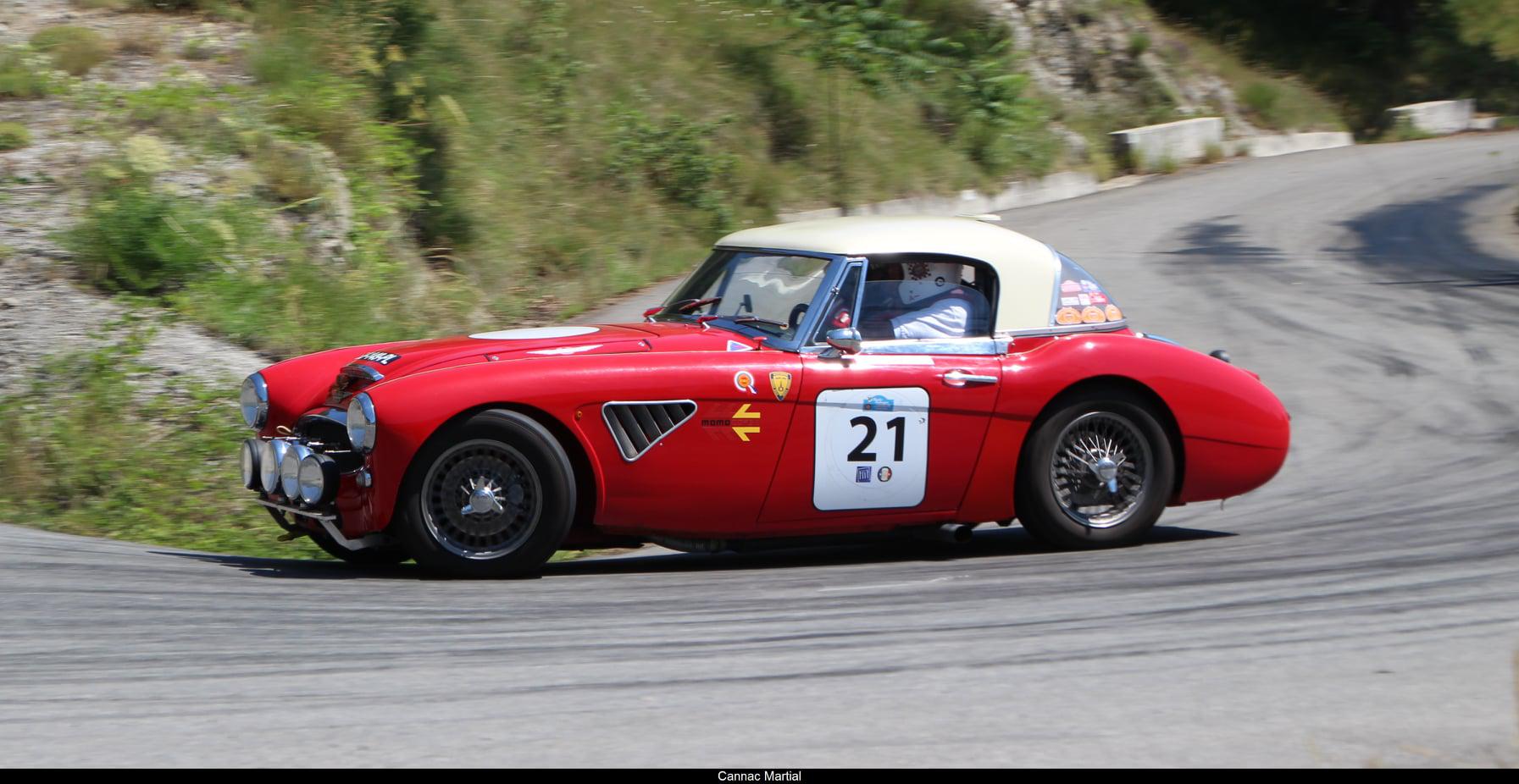 La Montée Historique de Lucéram Peïra-Cava en photos - VHC magazine